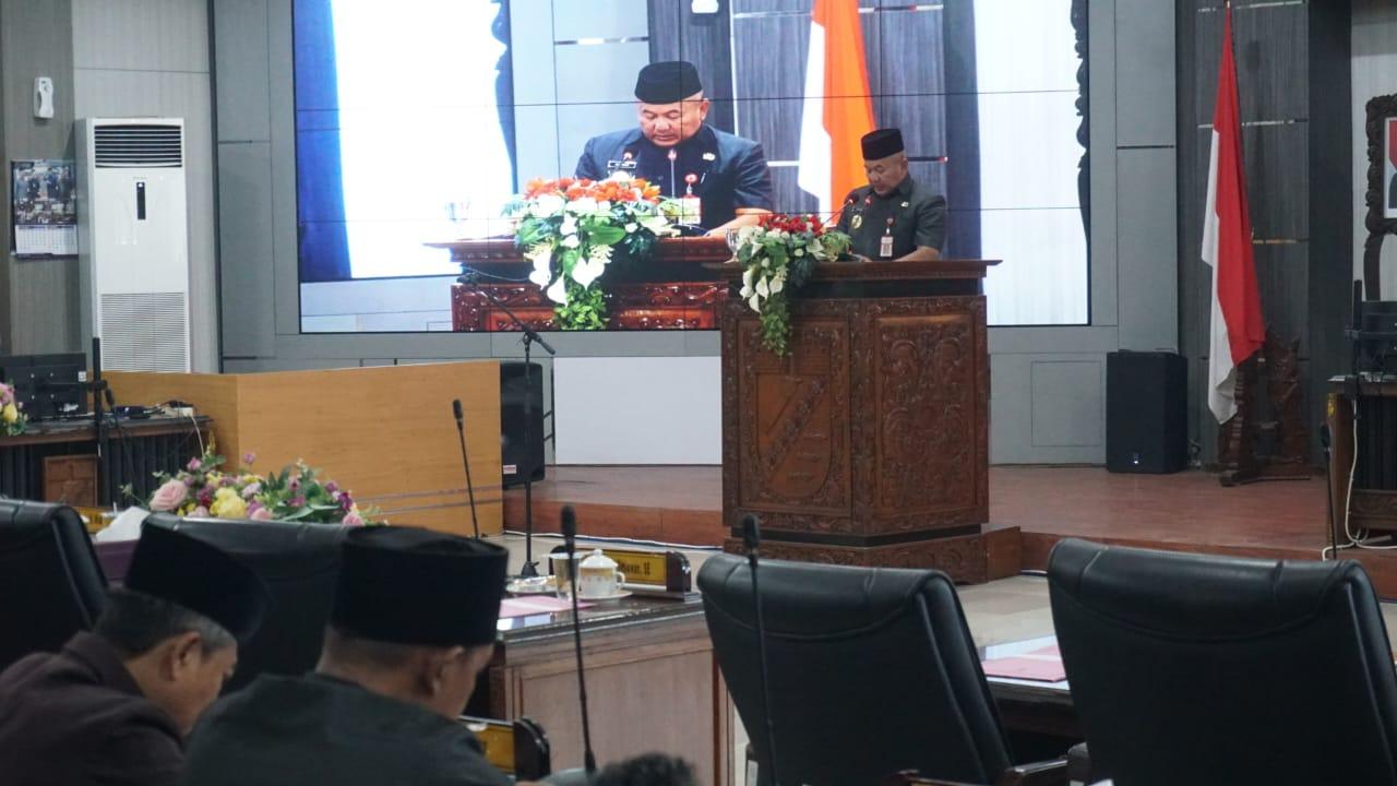 Pemkot - Pemkot Usulkan 2 Raperda Dibahas Bersama pada Masa Sidang 2023 Pemkot - Pemkot Usulkan 2 Raperda Dibahas Bersama pada Masa Sidang 2023