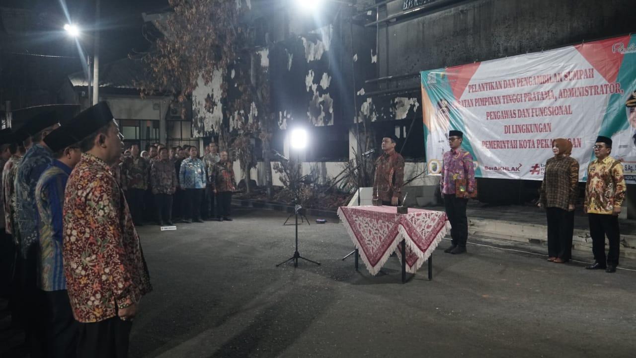 Pelantikan di Tengah Puing, Wali Kota Aaf: Momentum ASN untuk Bekerja ...