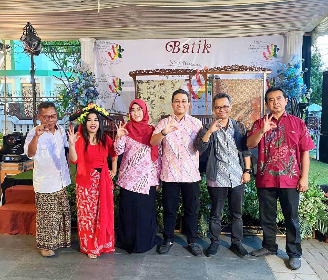 Lestari Batikku, Terlindungi Alamku: Pekalongan Gaungkan Semangat Pelestarian Batik dan ...